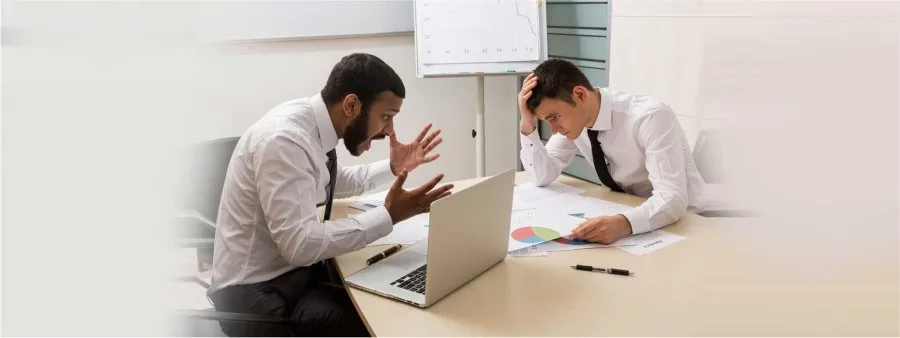 15 Examples of Bad Customer Service & Ways to Fix Them